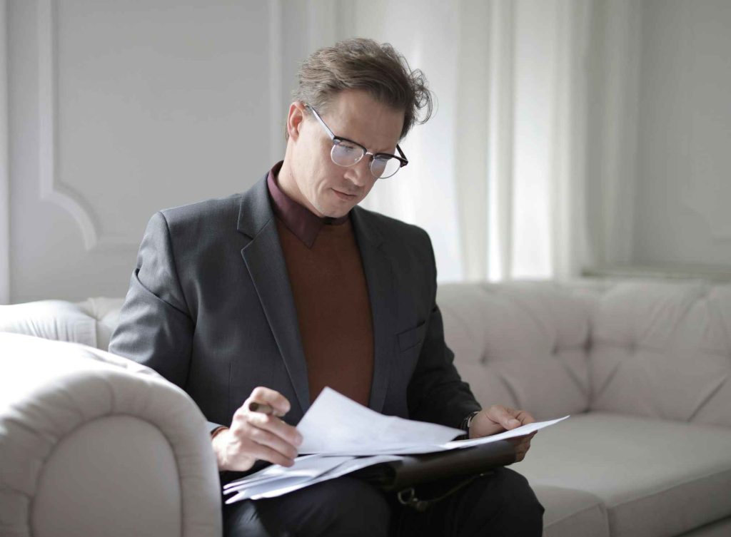 Workers' Compensation Lawyer: Pros and Cons of Hiring One - GoFameUs